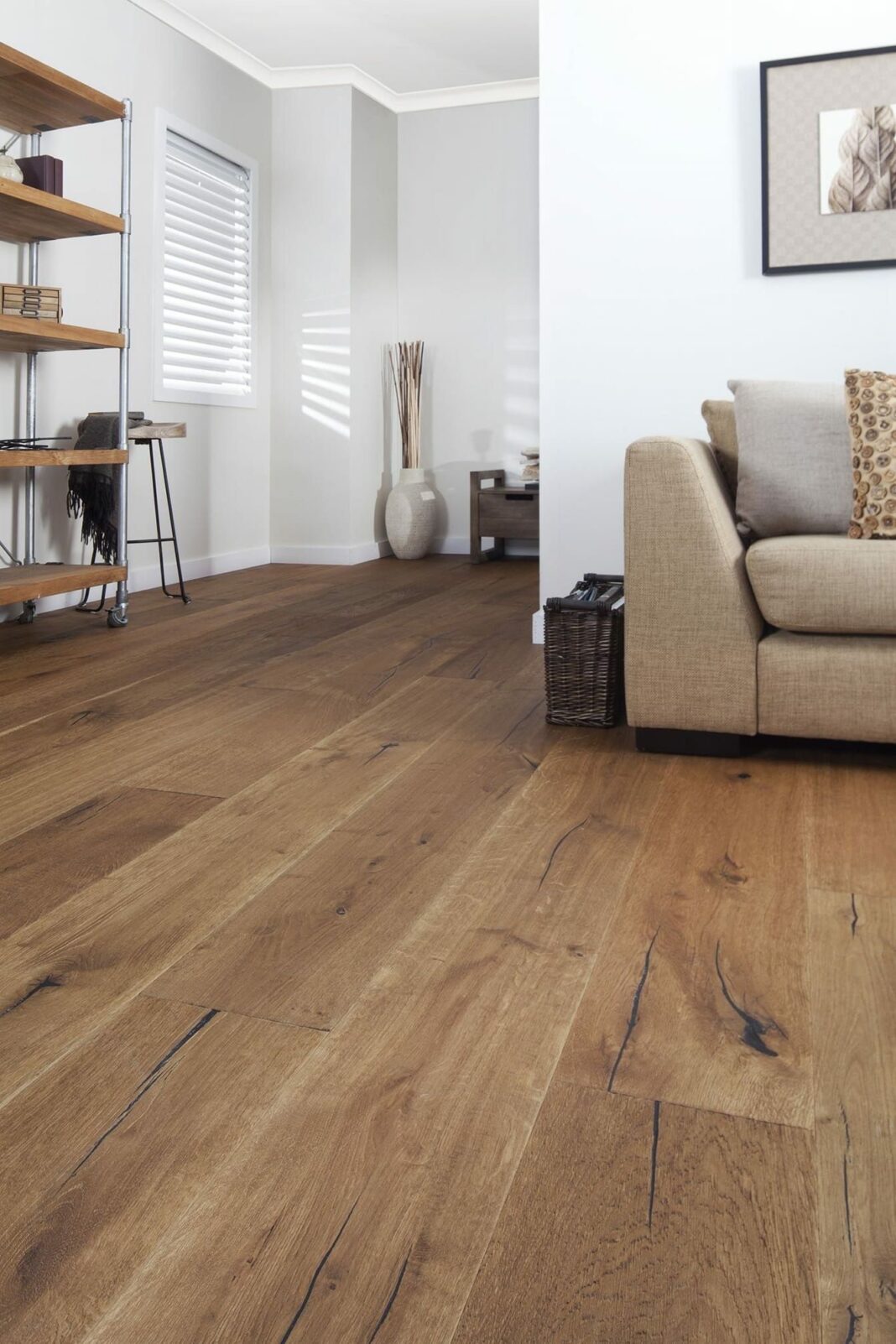 Luxe Looks: Innovative Designs in Laminate Flooring - YONOHOME
